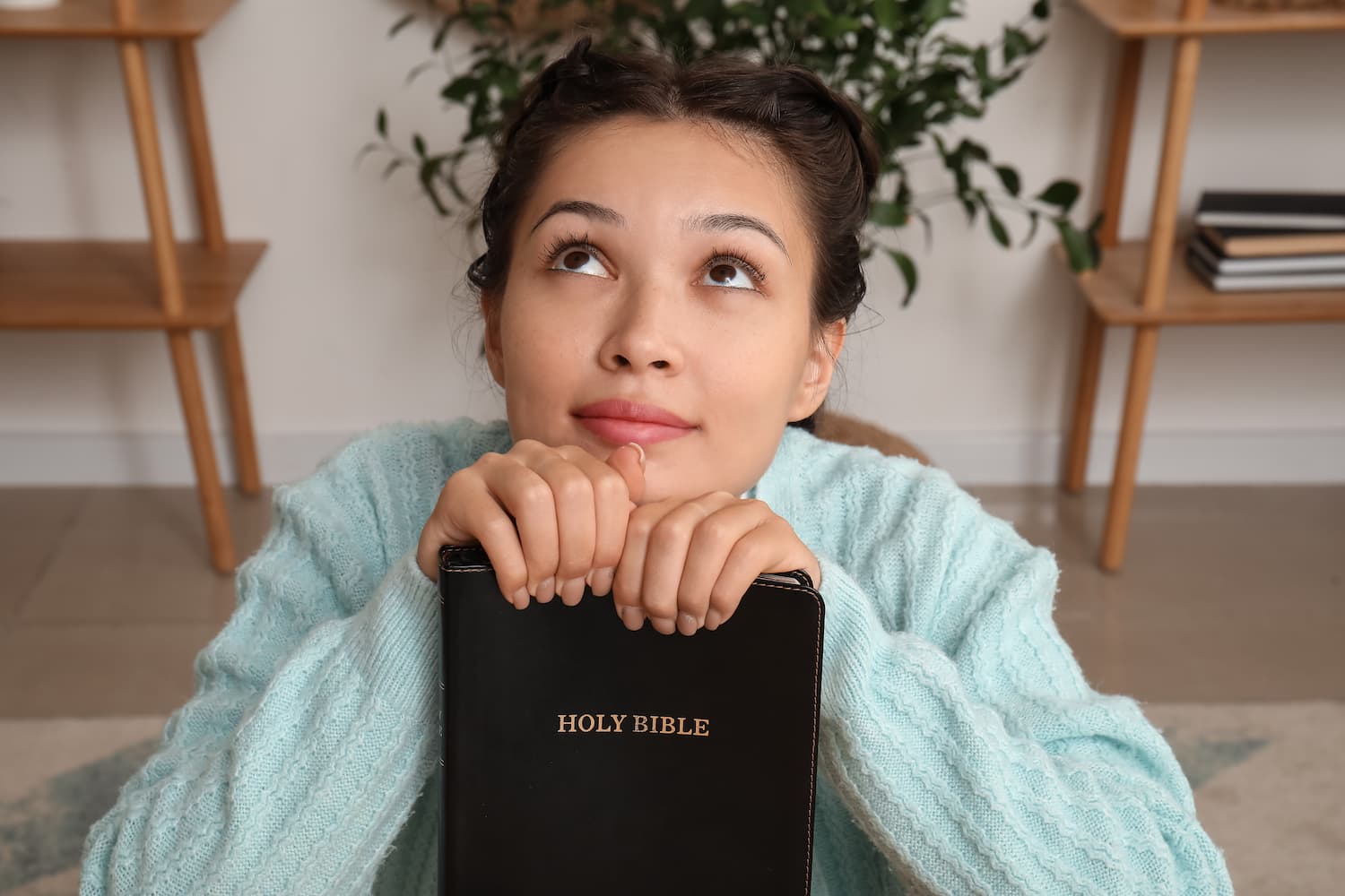 Think on These Things - Christian Ladies Fellowship